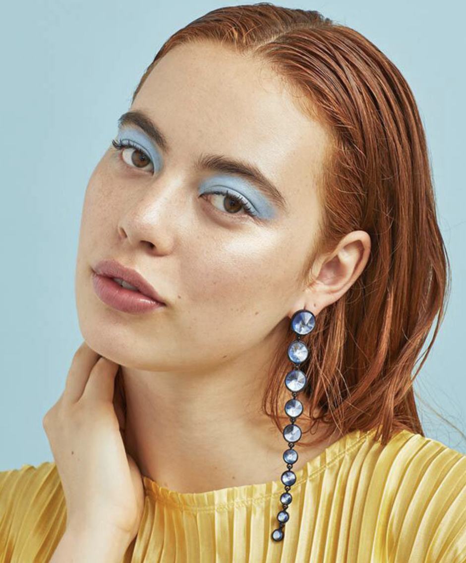 5 Trendy Ways To Wear Blue Eye Makeup This Season